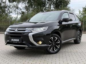 Black Mitsubishi Outlander 2015 in Marijampole, with an engine capacity of 2.00 L and mileage of 233 thousand km for 9800 €, photo  on AUTOMOTO.COM.LV