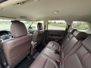 Black Mitsubishi Outlander 2015 in Marijampole, with an engine capacity of 2.00 L and mileage of 233 thousand km for 9800 €, photo 15 on AUTOMOTO.COM.LV