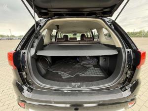 Black Mitsubishi Outlander 2015 in Marijampole, with an engine capacity of 2.00 L and mileage of 233 thousand km for 9800 €, photo 18 on AUTOMOTO.COM.LV