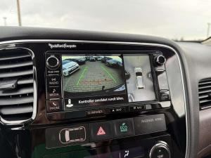 Black Mitsubishi Outlander 2015 in Marijampole, with an engine capacity of 2.00 L and mileage of 233 thousand km for 9800 €, photo 30 on AUTOMOTO.COM.LV