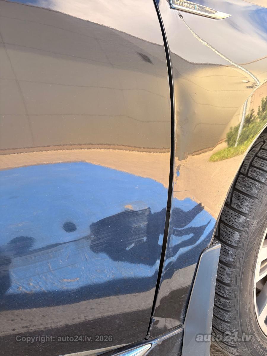 Melns Mitsubishi Outlander 2015 Mardu, ar dzinēja tilpumu 2.00 L un nobraukumu 319 tūkst. km par 9850 €, foto 15 vietnē AUTOMOTO.COM.LV
