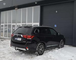 Melns Mitsubishi Outlander 2016 Kauņa, ar dzinēja tilpumu 2.30 L un nobraukumu 218 tūkst. km par 10900 €, foto 3 vietnē AUTOMOTO.COM.LV