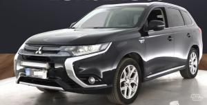 Melns Mitsubishi Outlander 2016 Kauņa, ar dzinēja tilpumu 2.00 L un nobraukumu 240 tūkst. km par 9300 €, foto  vietnē AUTOMOTO.COM.LV