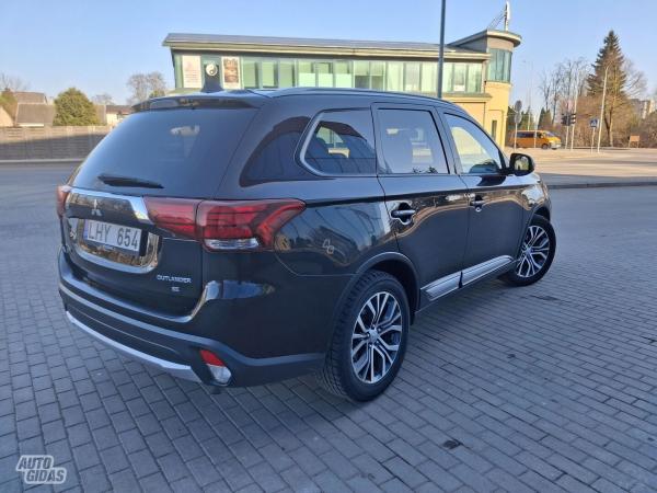 Black Mitsubishi Outlander 2016 in Utena, with an engine capacity of 2.40 L and mileage of 137 thousand km for 9500 €, photo 3 on AUTOMOTO.COM.LV