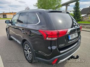 Melns Mitsubishi Outlander 2016 Paide, ar dzinēja tilpumu 2.00 L un nobraukumu 118 tūkst. km par 12850 €, foto 7 vietnē AUTOMOTO.COM.LV