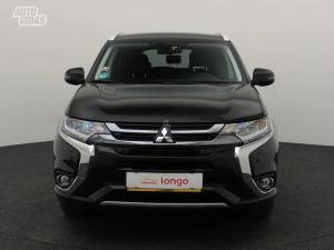 Black Mitsubishi Outlander 2016 in Vilnius, with an engine capacity of 2.00 L and mileage of 186 thousand km for 14799 €, photo 4 on AUTOMOTO.COM.LV
