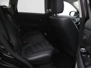 Black Mitsubishi Outlander 2016 in Vilnius, with an engine capacity of 2.00 L and mileage of 186 thousand km for 14799 €, photo 16 on AUTOMOTO.COM.LV