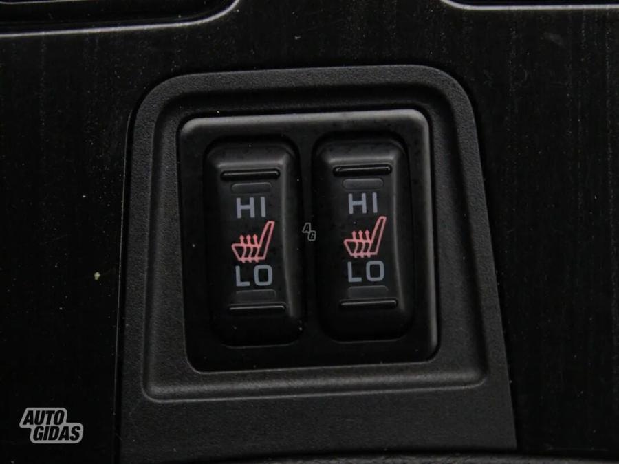 Black Mitsubishi Outlander 2016 in Vilnius, with an engine capacity of 2.00 L and mileage of 186 thousand km for 14799 €, photo 30 on AUTOMOTO.COM.LV