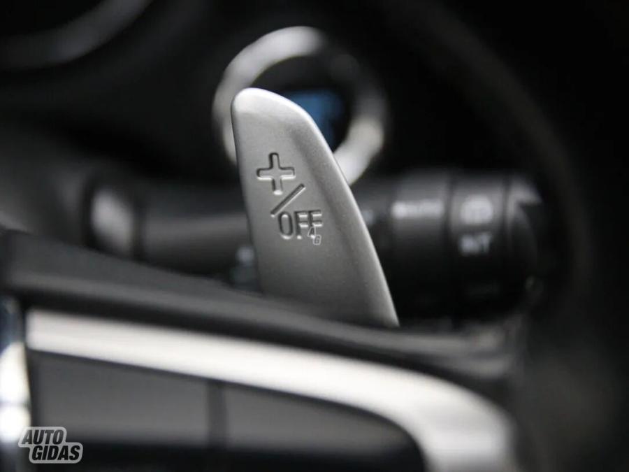 Black Mitsubishi Outlander 2016 in Vilnius, with an engine capacity of 2.00 L and mileage of 186 thousand km for 14799 €, photo 33 on AUTOMOTO.COM.LV