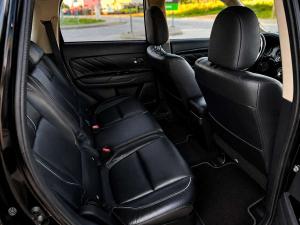 Melns Mitsubishi Outlander 2016 Kėdainiai, ar dzinēja tilpumu 2.00 L un nobraukumu 162 tūkst. km par 12900 €, foto 10 vietnē AUTOMOTO.COM.LV