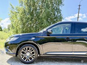 Melns Mitsubishi Outlander 2016 Šauļi, ar dzinēja tilpumu 2.30 L un nobraukumu 192 tūkst. km par 13200 €, foto 12 vietnē AUTOMOTO.COM.LV