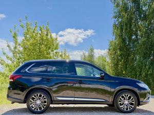Melns Mitsubishi Outlander 2016 Šauļi, ar dzinēja tilpumu 2.30 L un nobraukumu 192 tūkst. km par 13200 €, foto 15 vietnē AUTOMOTO.COM.LV