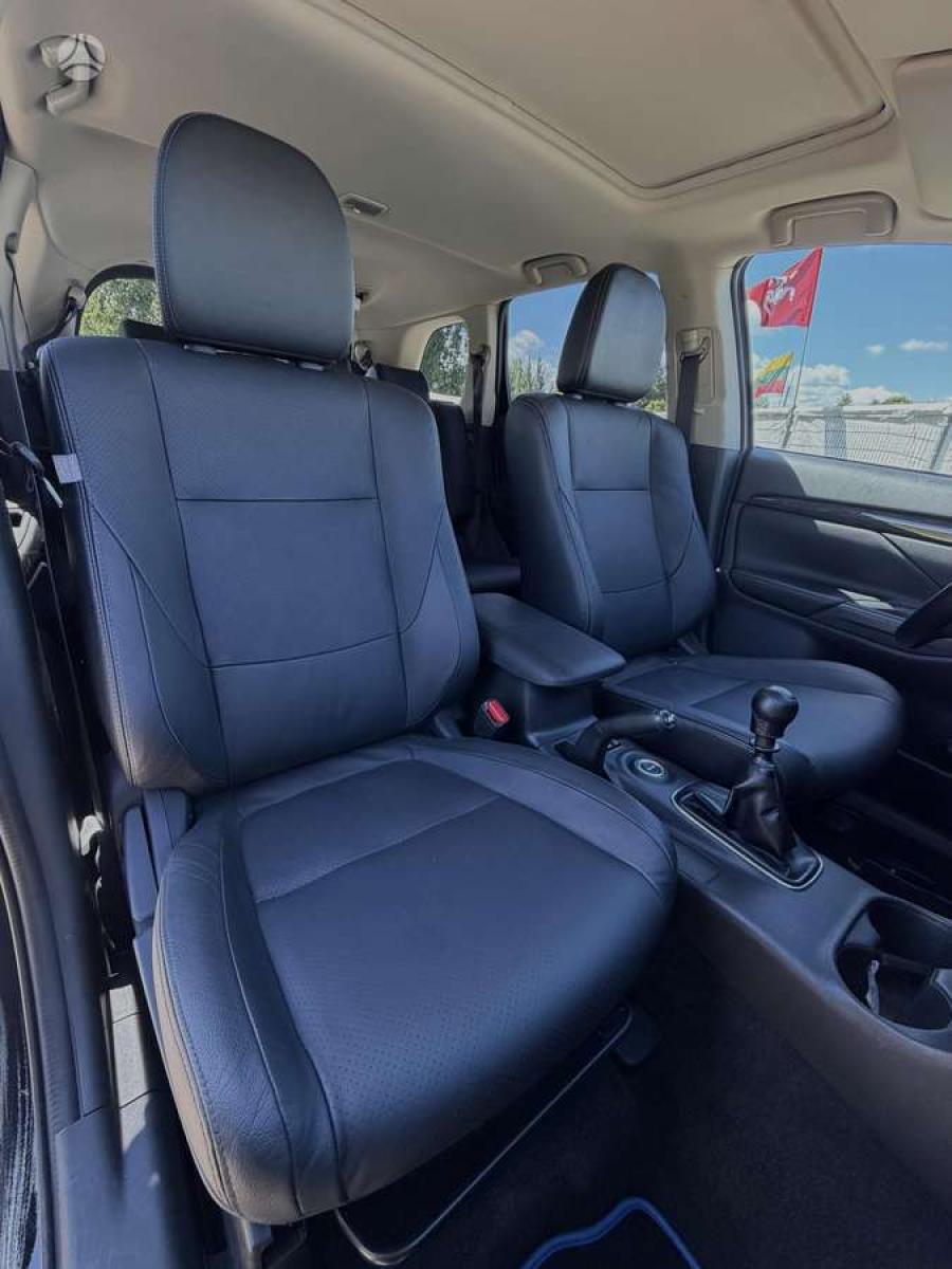Melns Mitsubishi Outlander 2016 Šauļi, ar dzinēja tilpumu 2.30 L un nobraukumu 192 tūkst. km par 13200 €, foto 29 vietnē AUTOMOTO.COM.LV