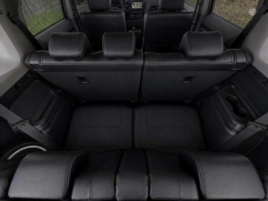Melns Mitsubishi Outlander 2016 Šauļi, ar dzinēja tilpumu 2.30 L un nobraukumu 192 tūkst. km par 13200 €, foto 38 vietnē AUTOMOTO.COM.LV