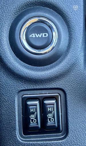 Melns Mitsubishi Outlander 2016 Šauļi, ar dzinēja tilpumu 2.30 L un nobraukumu 192 tūkst. km par 13200 €, foto 40 vietnē AUTOMOTO.COM.LV