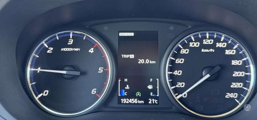 Melns Mitsubishi Outlander 2016 Šauļi, ar dzinēja tilpumu 2.30 L un nobraukumu 192 tūkst. km par 13200 €, foto 44 vietnē AUTOMOTO.COM.LV