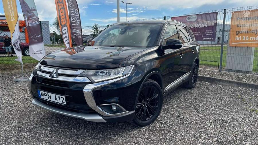 Melns Mitsubishi Outlander 2016 Marijampole, ar dzinēja tilpumu 2.27 L un nobraukumu 290 tūkst. km par 9890 €, foto 12 vietnē AUTOMOTO.COM.LV