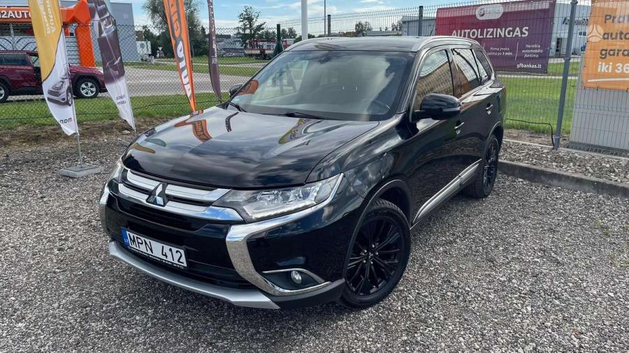 Melns Mitsubishi Outlander 2016 Marijampole, ar dzinēja tilpumu 2.27 L un nobraukumu 290 tūkst. km par 9890 €, foto 13 vietnē AUTOMOTO.COM.LV