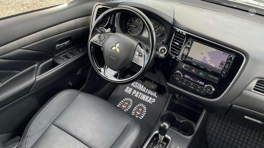 Melns Mitsubishi Outlander 2016 Marijampole, ar dzinēja tilpumu 2.27 L un nobraukumu 290 tūkst. km par 9890 €, foto 19 vietnē AUTOMOTO.COM.LV