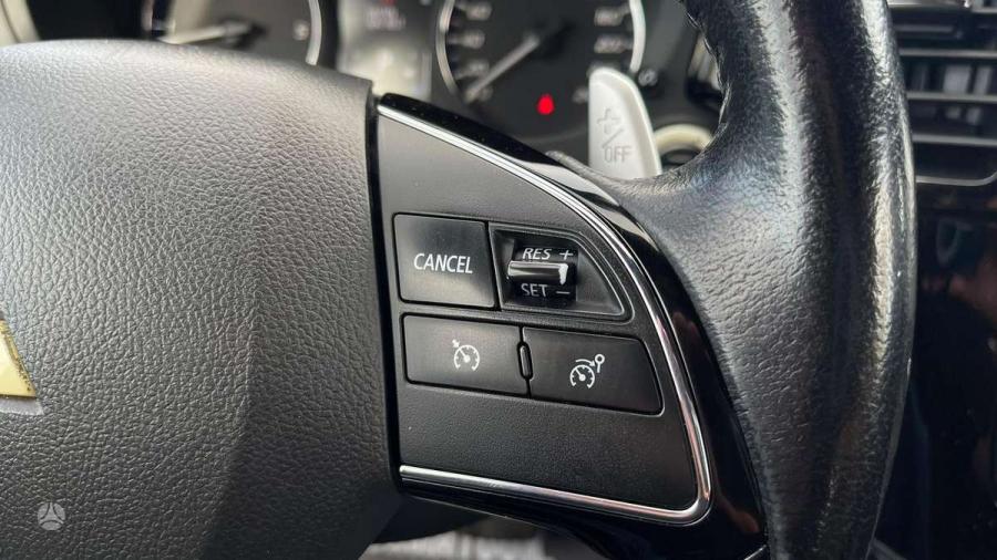 Melns Mitsubishi Outlander 2016 Marijampole, ar dzinēja tilpumu 2.27 L un nobraukumu 290 tūkst. km par 9890 €, foto 28 vietnē AUTOMOTO.COM.LV