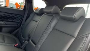 Melns Mitsubishi Outlander 2016 Marijampole, ar dzinēja tilpumu 2.27 L un nobraukumu 290 tūkst. km par 9890 €, foto 35 vietnē AUTOMOTO.COM.LV
