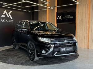 Melns Mitsubishi Outlander 2016 Kauņa, ar dzinēja tilpumu 2.00 L un nobraukumu 101 tūkst. km par 15990 €, foto 4 vietnē AUTOMOTO.COM.LV