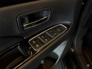 Melns Mitsubishi Outlander 2016 Kauņa, ar dzinēja tilpumu 2.00 L un nobraukumu 101 tūkst. km par 15990 €, foto 23 vietnē AUTOMOTO.COM.LV