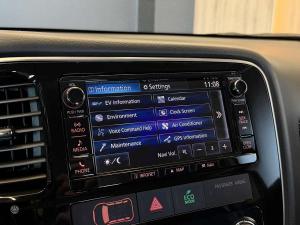 Melns Mitsubishi Outlander 2016 Kauņa, ar dzinēja tilpumu 2.00 L un nobraukumu 101 tūkst. km par 15990 €, foto 29 vietnē AUTOMOTO.COM.LV