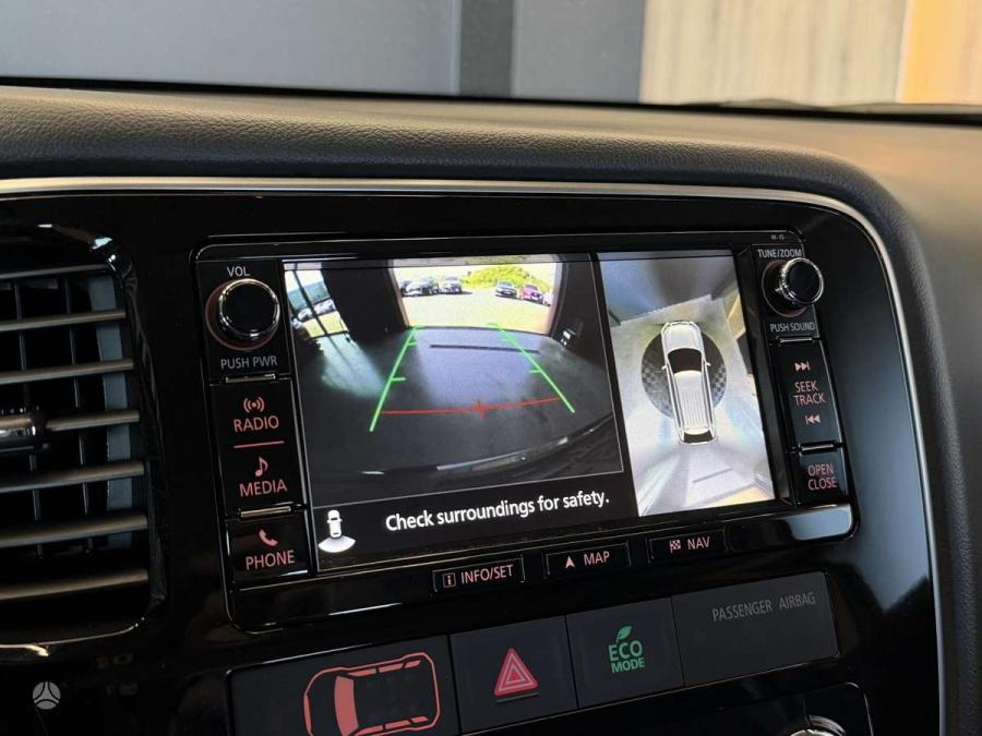 Melns Mitsubishi Outlander 2016 Kauņa, ar dzinēja tilpumu 2.00 L un nobraukumu 101 tūkst. km par 15990 €, foto 31 vietnē AUTOMOTO.COM.LV