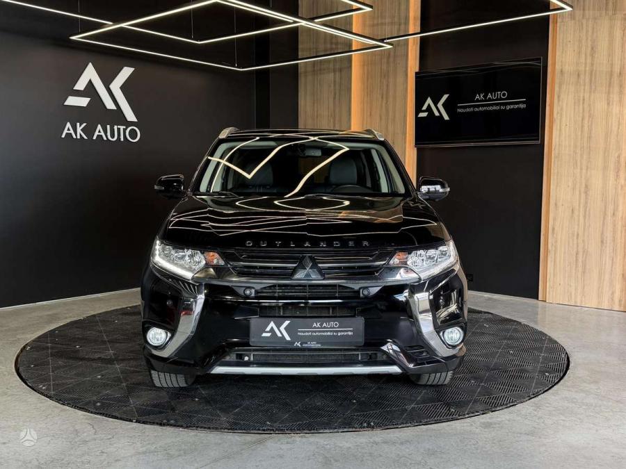 Melns Mitsubishi Outlander 2016 Kauņa, ar dzinēja tilpumu 2.00 L un nobraukumu 186 tūkst. km par 13990 €, foto 5 vietnē AUTOMOTO.COM.LV