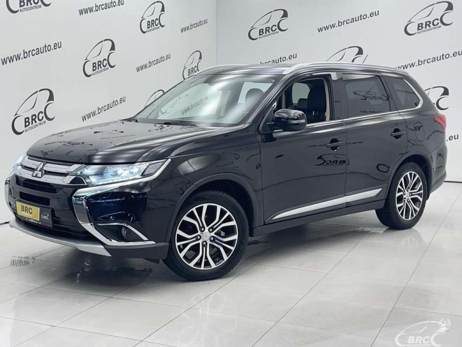 Black Mitsubishi Outlander 2016 in Vilnius, with an engine capacity of 2.00 L and mileage of 84 thousand km for 12000 €, photo 1 on AUTOMOTO.COM.LV