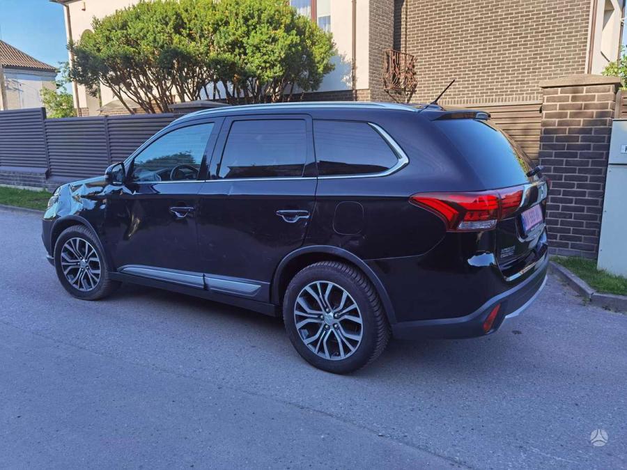 Melns Mitsubishi Outlander 2016 Kauņa, ar dzinēja tilpumu 0.00 L un nobraukumu 155 tūkst. km par 5700 €, foto 33 vietnē AUTOMOTO.COM.LV