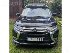 Melns Mitsubishi Outlander 2016 Rīga, ar dzinēja tilpumu 2.30 L un nobraukumu 119 tūkst. km par 13500 €, foto 3 vietnē AUTOMOTO.COM.LV