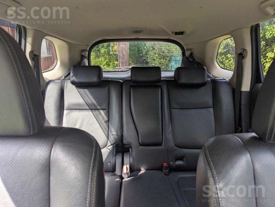 Melns Mitsubishi Outlander 2016 Rīga, ar dzinēja tilpumu 2.30 L un nobraukumu 119 tūkst. km par 13500 €, foto 11 vietnē AUTOMOTO.COM.LV