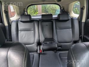 Melns Mitsubishi Outlander 2016 Rīga, ar dzinēja tilpumu 2.30 L un nobraukumu 119 tūkst. km par 13500 €, foto 12 vietnē AUTOMOTO.COM.LV