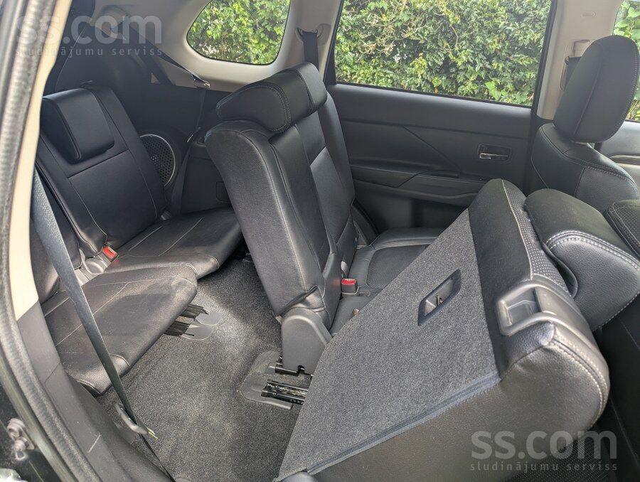 Melns Mitsubishi Outlander 2016 Rīga, ar dzinēja tilpumu 2.30 L un nobraukumu 119 tūkst. km par 13500 €, foto 16 vietnē AUTOMOTO.COM.LV