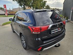 Melns Mitsubishi Outlander 2016 Šauļi, ar dzinēja tilpumu 2.30 L un nobraukumu 185 tūkst. km par 11950 €, foto 5 vietnē AUTOMOTO.COM.LV