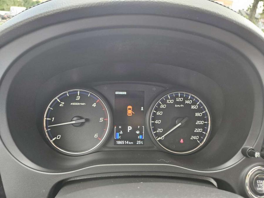 Melns Mitsubishi Outlander 2016 Šauļi, ar dzinēja tilpumu 2.30 L un nobraukumu 185 tūkst. km par 11950 €, foto 25 vietnē AUTOMOTO.COM.LV