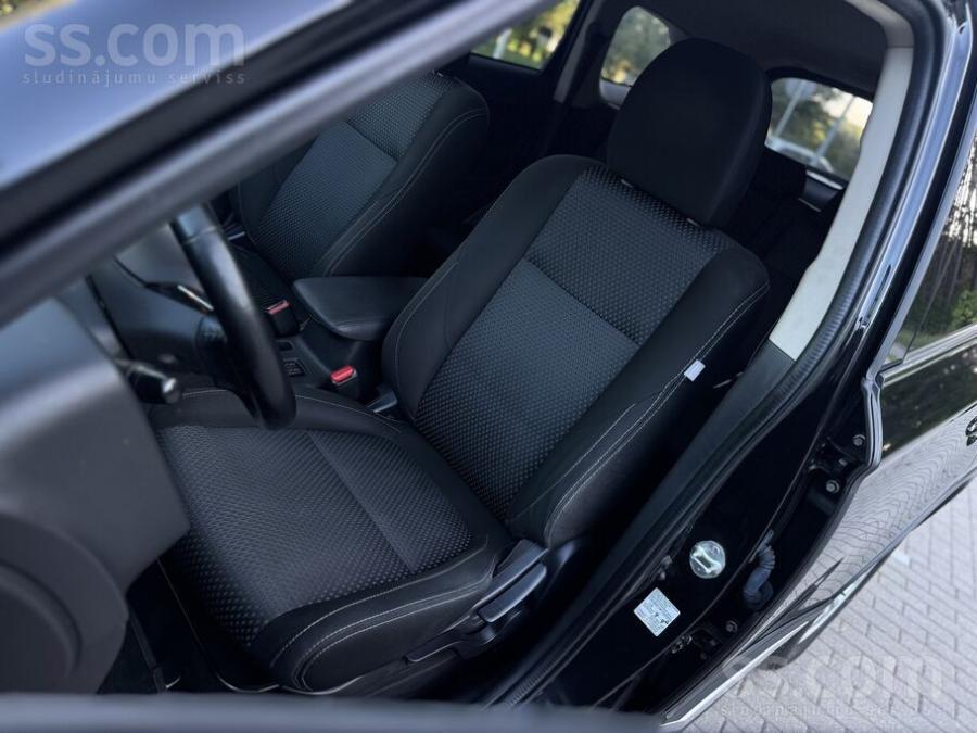 Melns Mitsubishi Outlander 2016 Jūrmala, ar dzinēja tilpumu 2.00 L un nobraukumu 0 tūkst. km par 8990 €, foto 7 vietnē AUTOMOTO.COM.LV