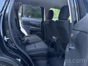 Melns Mitsubishi Outlander 2016 Jūrmala, ar dzinēja tilpumu 2.00 L un nobraukumu 0 tūkst. km par 8990 €, foto 8 vietnē AUTOMOTO.COM.LV