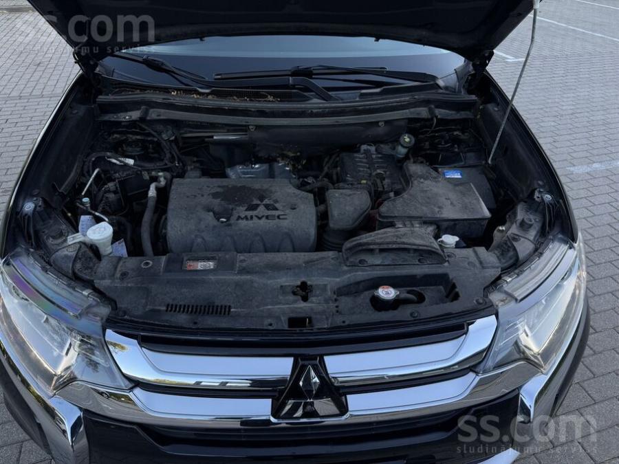 Melns Mitsubishi Outlander 2016 Jūrmala, ar dzinēja tilpumu 2.00 L un nobraukumu 0 tūkst. km par 8990 €, foto 24 vietnē AUTOMOTO.COM.LV