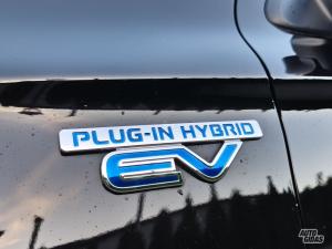 Melns Mitsubishi Outlander 2016 Šauļi, ar dzinēja tilpumu 2.00 L un nobraukumu 300 tūkst. km par 11250 €, foto 27 vietnē AUTOMOTO.COM.LV