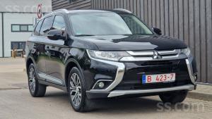 Melns Mitsubishi Outlander 2017 Jelgava, ar dzinēja tilpumu 2.30 L un nobraukumu 184 tūkst. km par 11250 €, foto  vietnē AUTOMOTO.COM.LV