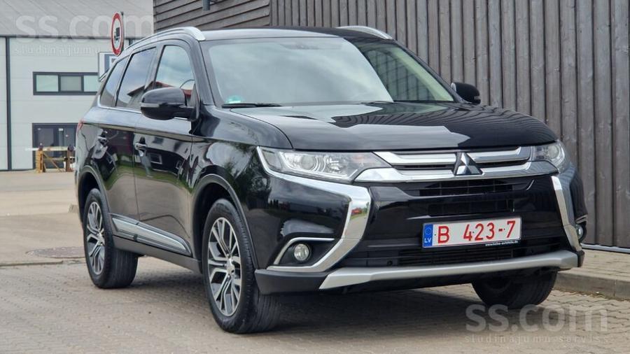 Melns Mitsubishi Outlander 2017 Jelgava, ar dzinēja tilpumu 2.30 L un nobraukumu 184 tūkst. km par 11250 €, foto 1 vietnē AUTOMOTO.COM.LV