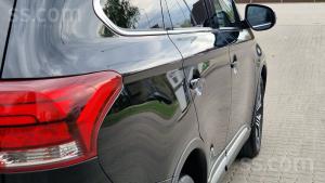 Melns Mitsubishi Outlander 2017 Jelgava, ar dzinēja tilpumu 2.30 L un nobraukumu 184 tūkst. km par 11250 €, foto 13 vietnē AUTOMOTO.COM.LV