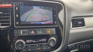 Melns Mitsubishi Outlander 2017 Jelgava, ar dzinēja tilpumu 2.30 L un nobraukumu 184 tūkst. km par 11250 €, foto 17 vietnē AUTOMOTO.COM.LV