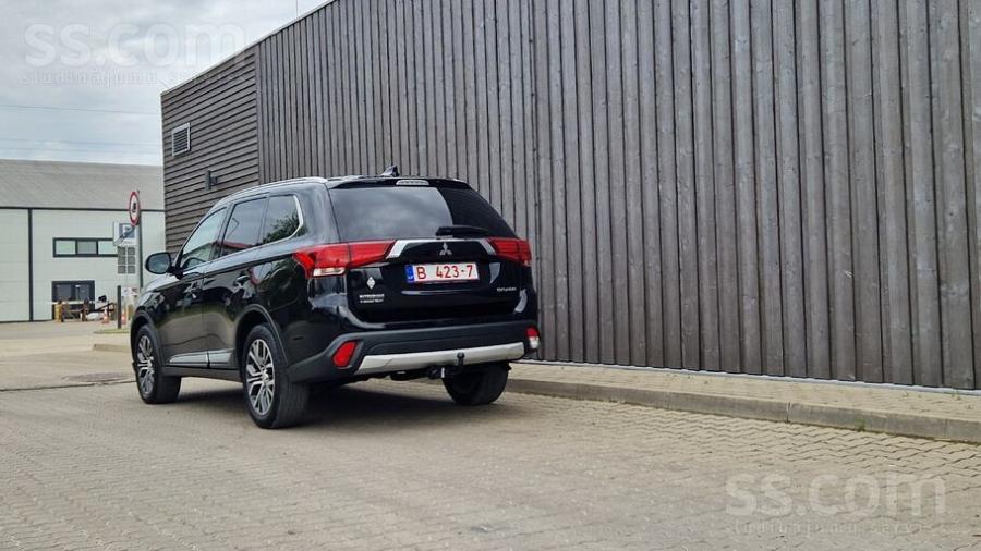 Melns Mitsubishi Outlander 2017 Jelgava, ar dzinēja tilpumu 2.30 L un nobraukumu 184 tūkst. km par 11250 €, foto 23 vietnē AUTOMOTO.COM.LV