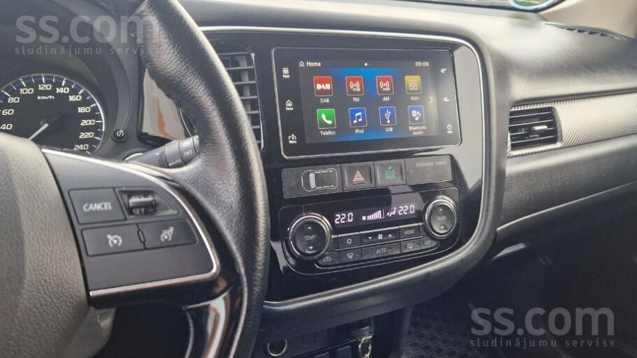 Melns Mitsubishi Outlander 2017 Jelgava, ar dzinēja tilpumu 2.30 L un nobraukumu 184 tūkst. km par 11250 €, foto 31 vietnē AUTOMOTO.COM.LV