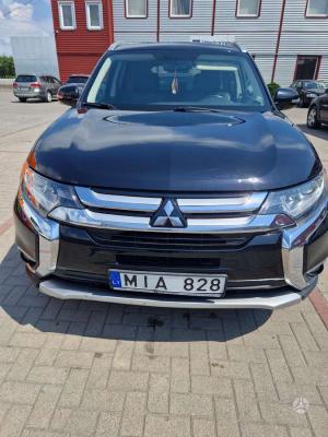 Black Mitsubishi Outlander 2017 in Kaunas, with an engine capacity of 2.30 L and mileage of 120 thousand km for 11900 €, photo  on AUTOMOTO.COM.LV