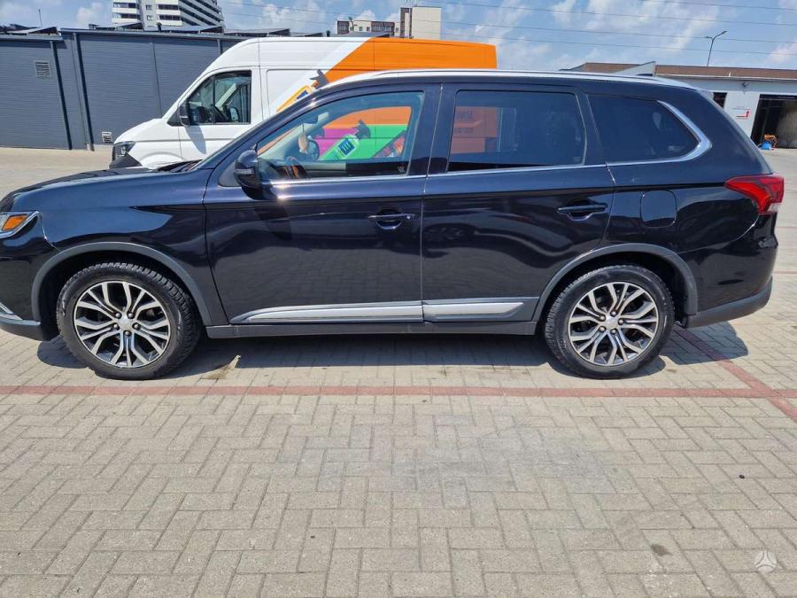 Melns Mitsubishi Outlander 2017 Kauņa, ar dzinēja tilpumu 2.30 L un nobraukumu 120 tūkst. km par 11900 €, foto 18 vietnē AUTOMOTO.COM.LV
